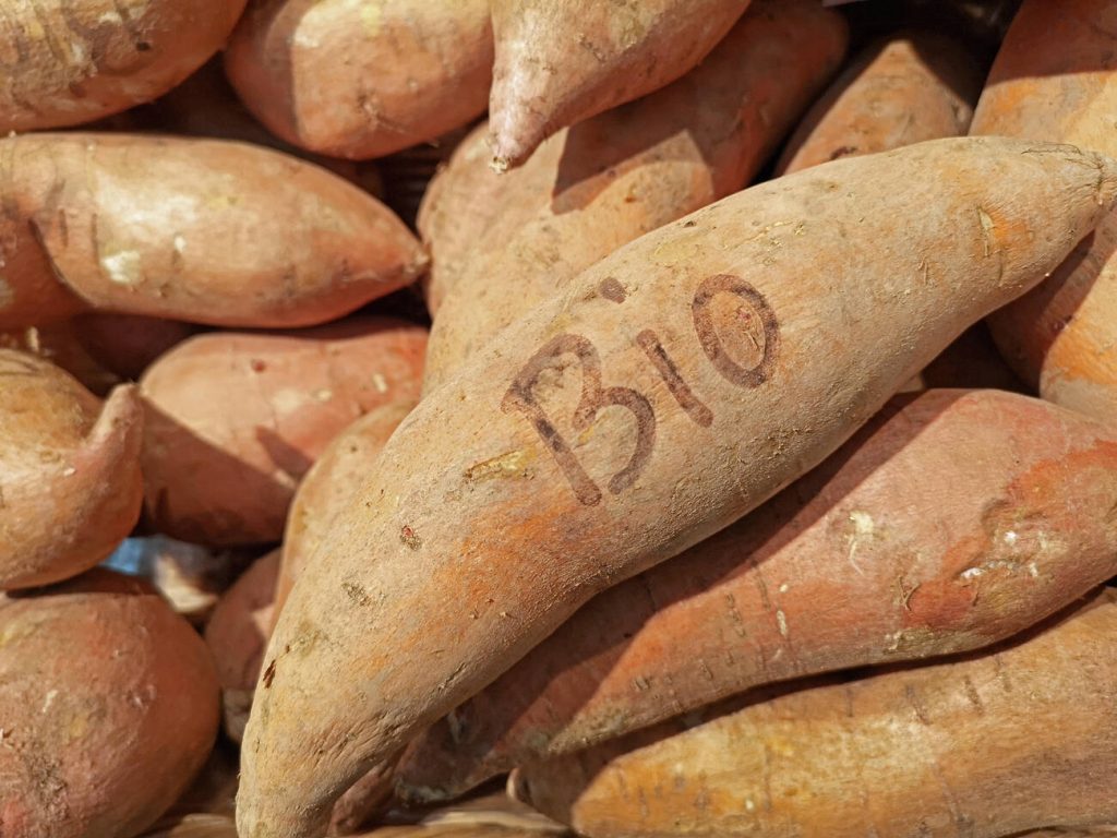 Sweet Potato or Regular Potato – Your Guide to a Healthy and Balanced ...